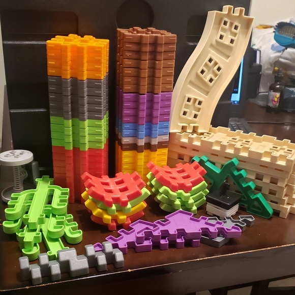 Toys | Vintage Little Tikes Waffle Blocks Steam Train 68pcs Wheels ...